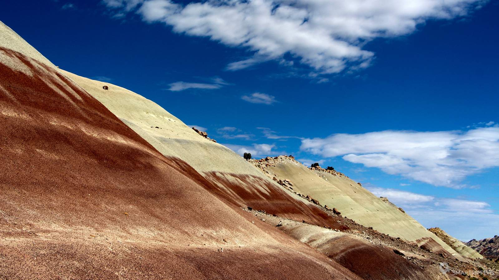 Discover the Waterpocket Fold: one of the most impressive landscapes on ...